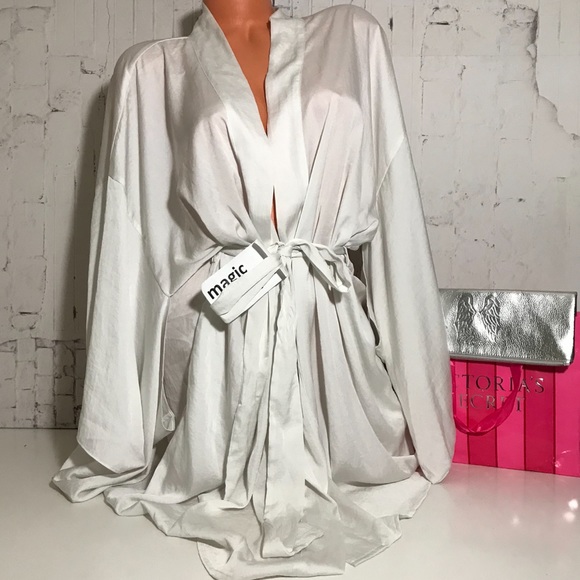 Victoria's Secret | Intimates & Sleepwear | Vs Ml Crystal Embellished ...